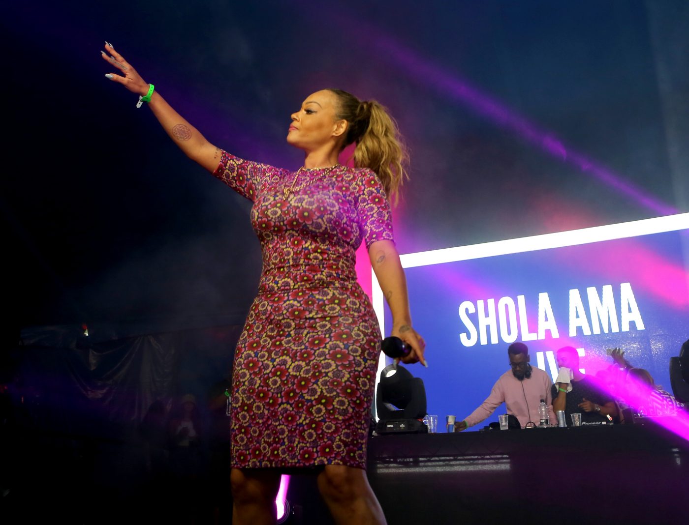 Shola Ama on 90s Garage and BRIT Awards madness - Distract